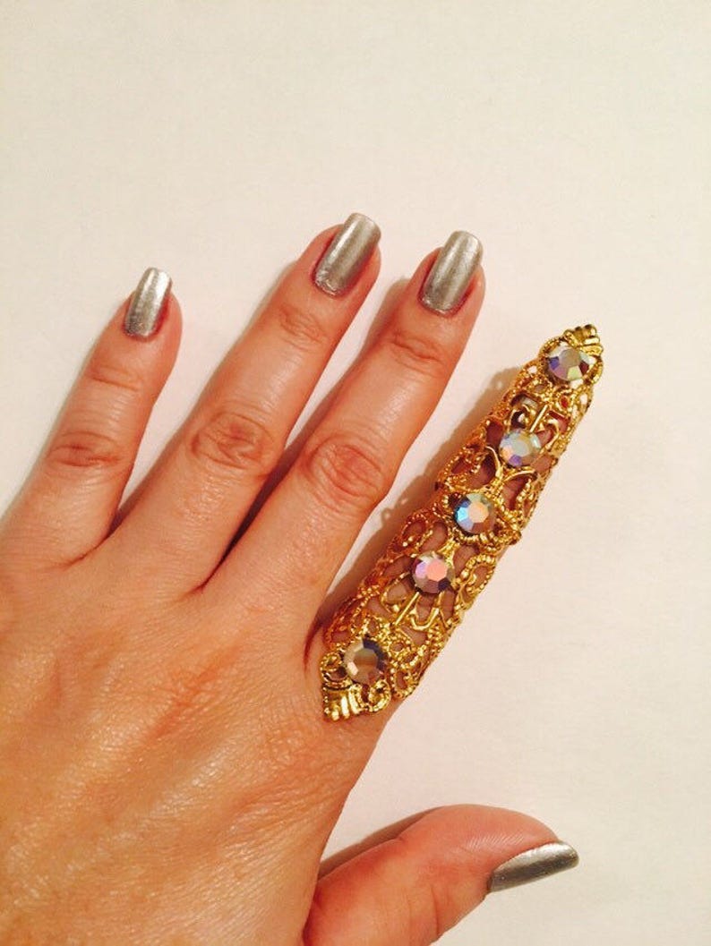 Shield Full finger ring made with a vintage style filigree in | Etsy