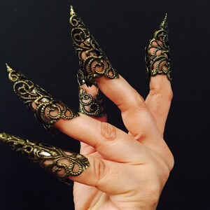 Arrow Claws or Finger Tips in Antique Brass Color, Set of 5pcs. They ...