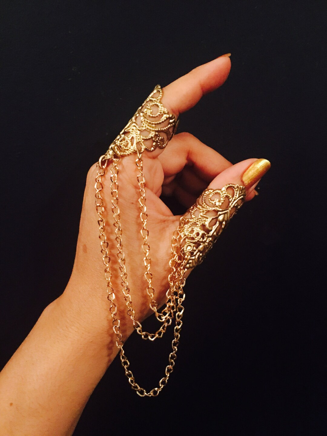 Chain Arrow Ring and Thumb Ring, Made With Multi Dangle Chains in Gold ...