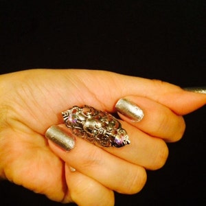 Skull Claw Ring,finger Tip or Nail Claw Made With a Vintage Style ...