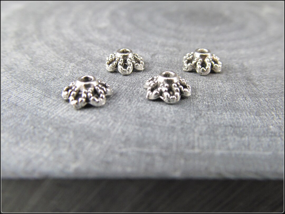 25 or 60 X Small Pretty Silver Flower Pearl Caps - P27 - Etsy