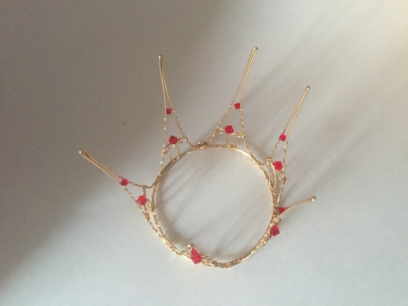 Queen of Hearts Crown made with gold wire and red crystals | Etsy
