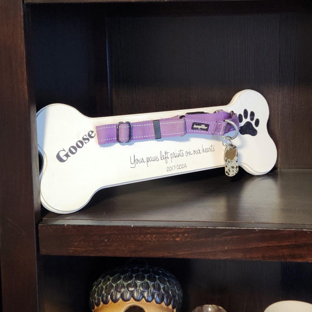 Custom Bone-shaped Wooden Pet Memorial Plaque - Etsy