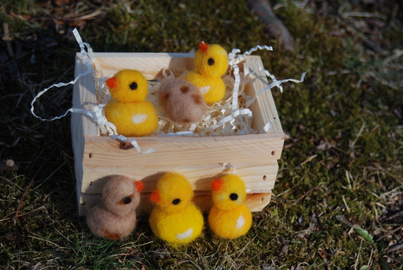 Hen and Chicks Needle Felted Chicks With Crocheted Hen - Etsy