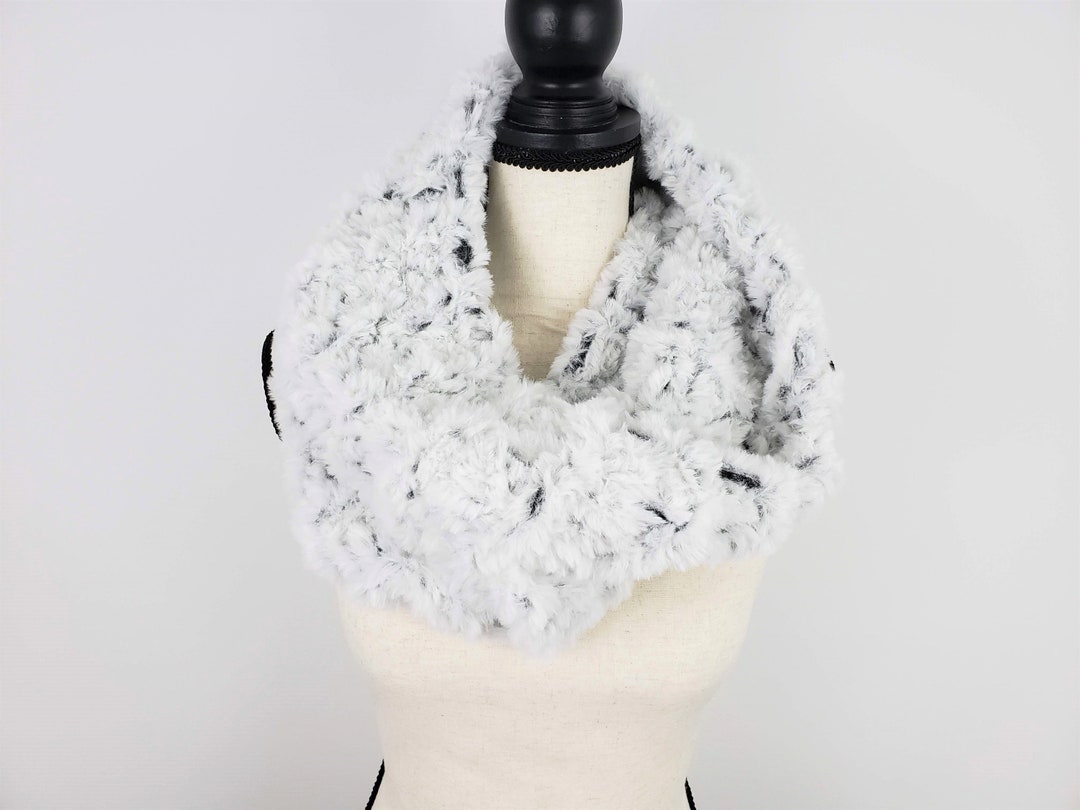 Soft Faux Fur Cowl / Black and White Warm Fur Scarf / Cozy Knitted ...