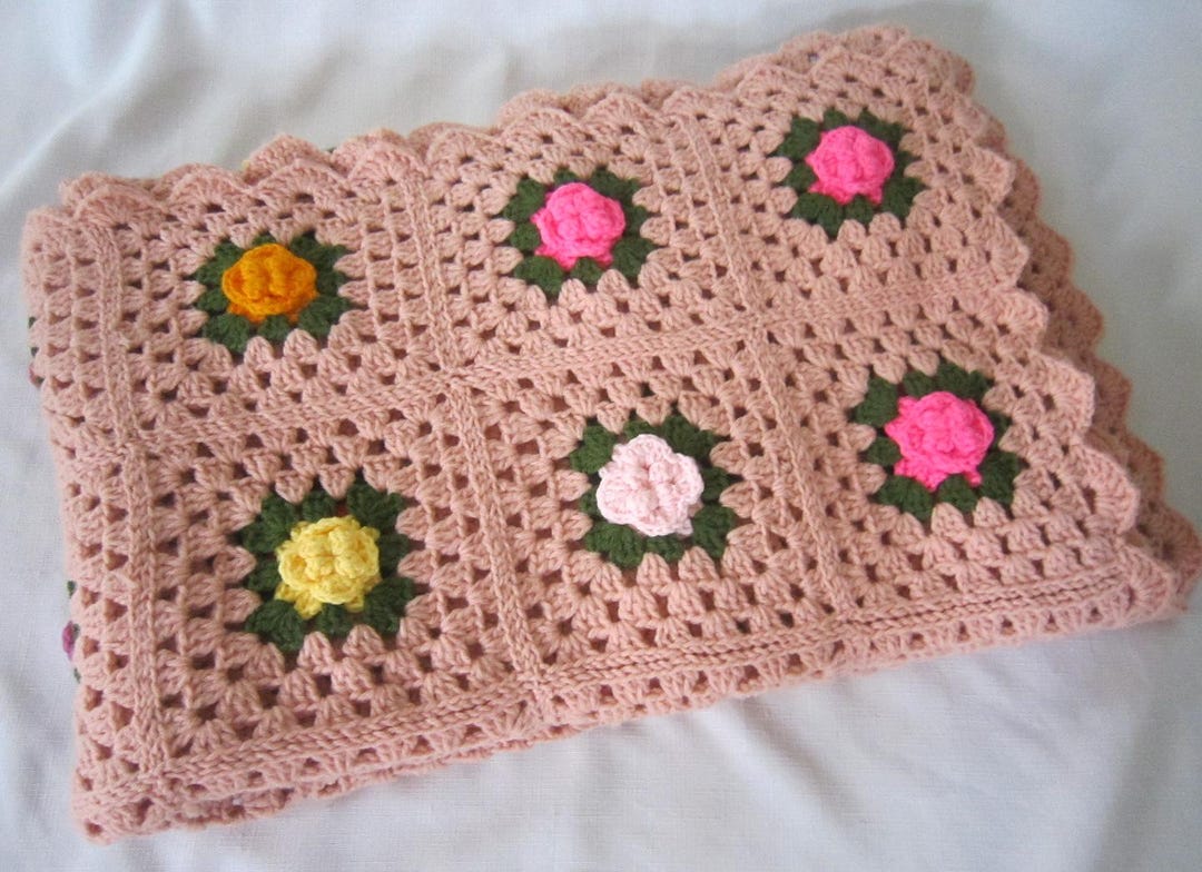 Vintage Pink Crochet Throw With Rosettes - Etsy