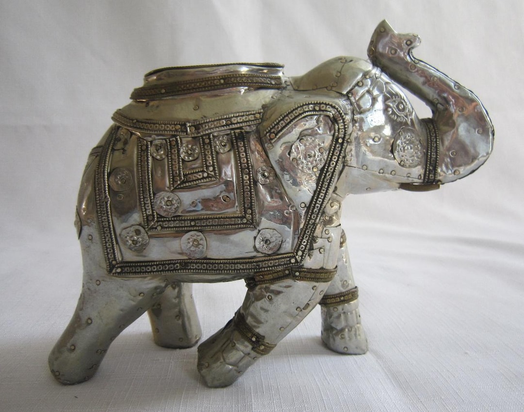 Boho Silver Metal Elephant Figure - Etsy