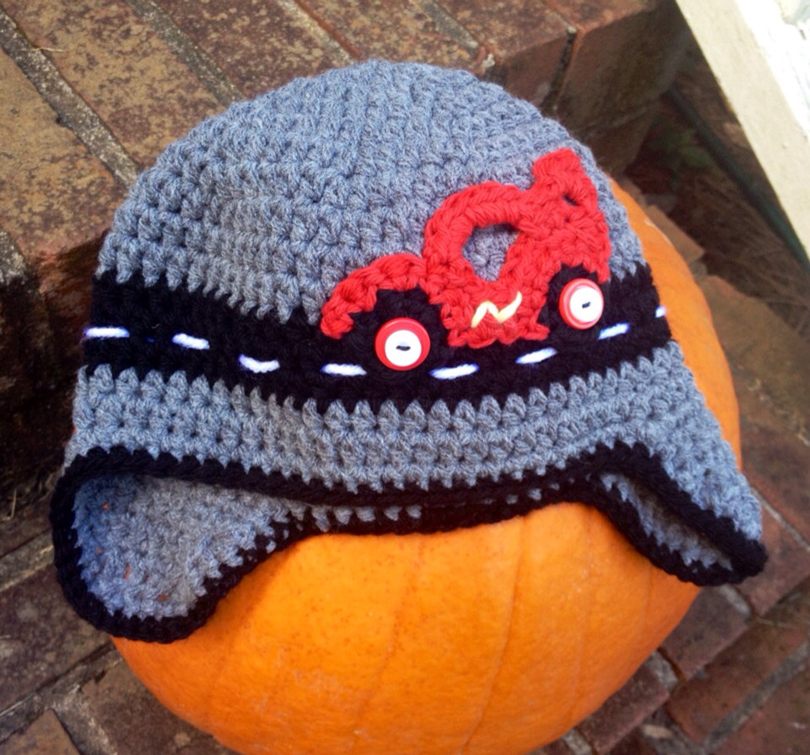 Crochet - RACE CAR HAT With Earflaps - Etsy