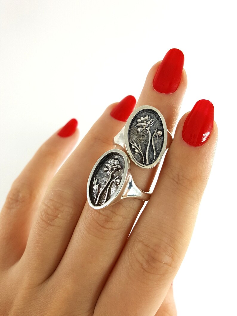 Poppy Shadowbox Ring in Sterling Silver Silver Poppy Ring - Etsy
