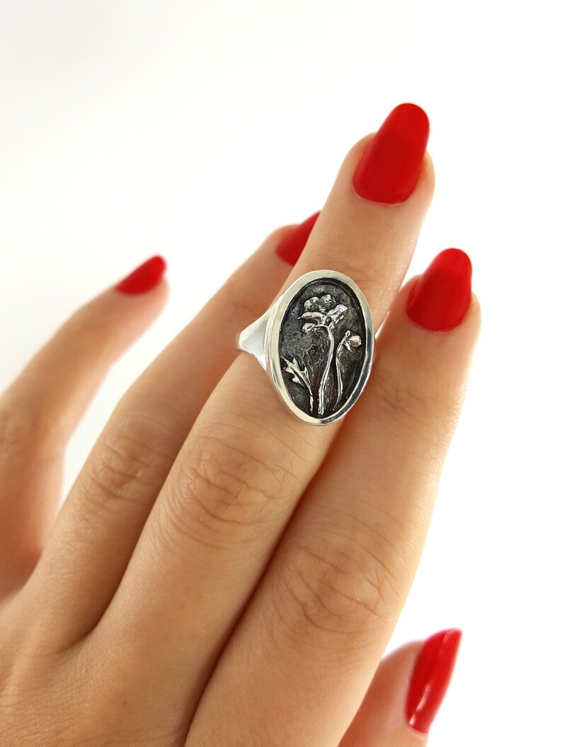 Poppy Shadowbox Ring in Sterling Silver Silver Poppy Ring - Etsy