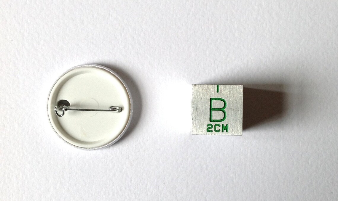 Maths Badges, Pin Badge, Geek Math Jokes, Big Bang Theory, Birthday ...