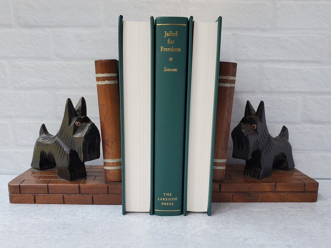 Vintage 1930s or 1940s Carved Wood Bookends Scottie Dog or Westie Dog ...