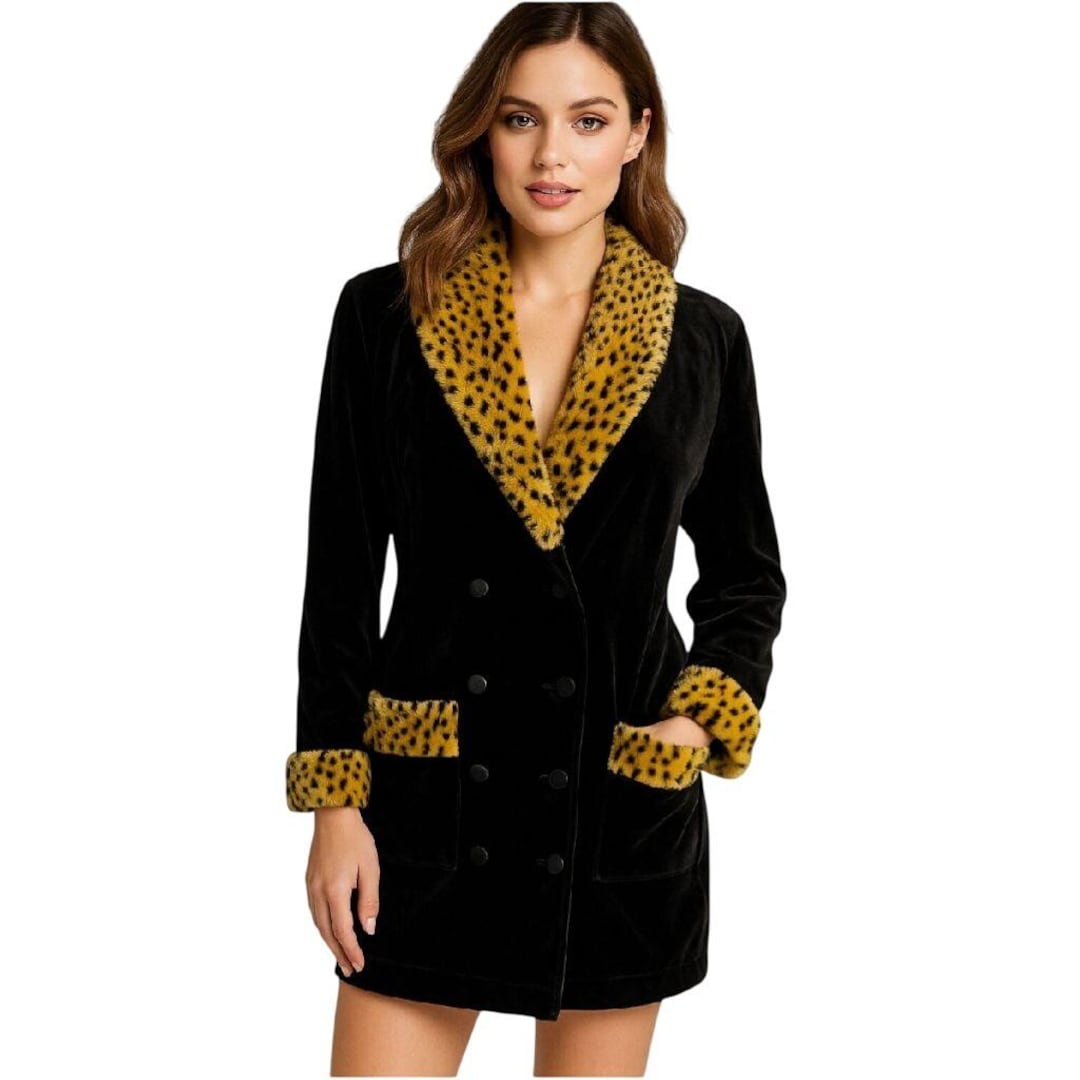 1990s Richard & Company Black Velvet Smoking Jacket Small, Leopard Faux ...