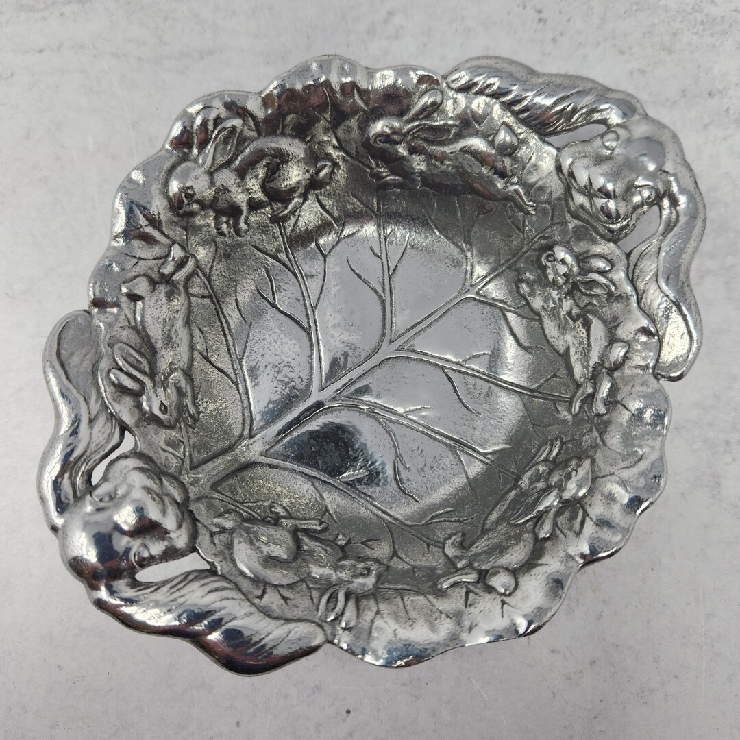 Arthur Court Scamper on a Picnic Hammered Bunny Rabbit Baby Bowl ...