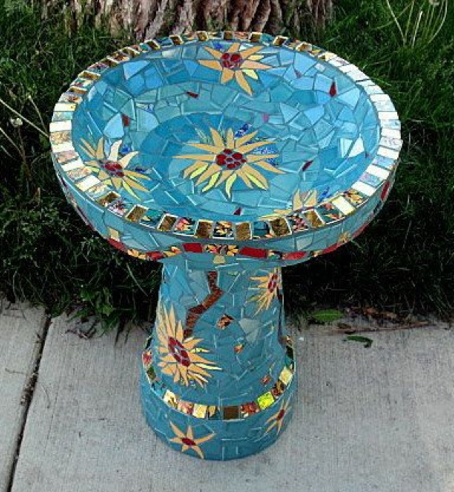 Mosaic BIRDBATH Garden Art Unique Table CUSTOM ONLY - Etsy