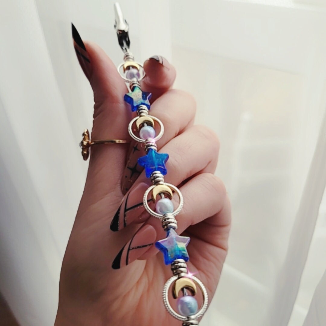 Unique Star and Moon Credit Card Clip - ATM Grabber - Bracelet Helper ...