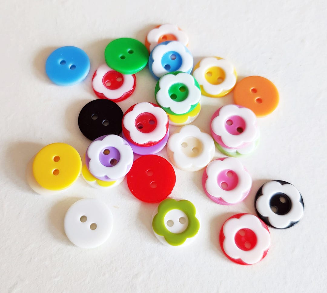 Round Buttons in Assorted Colors, Floral Pattern, Plastic Button for ...