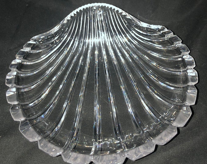 Crystal Clam Shell Serving Platter Seashell Bowl Dish Iridescent Clear ...
