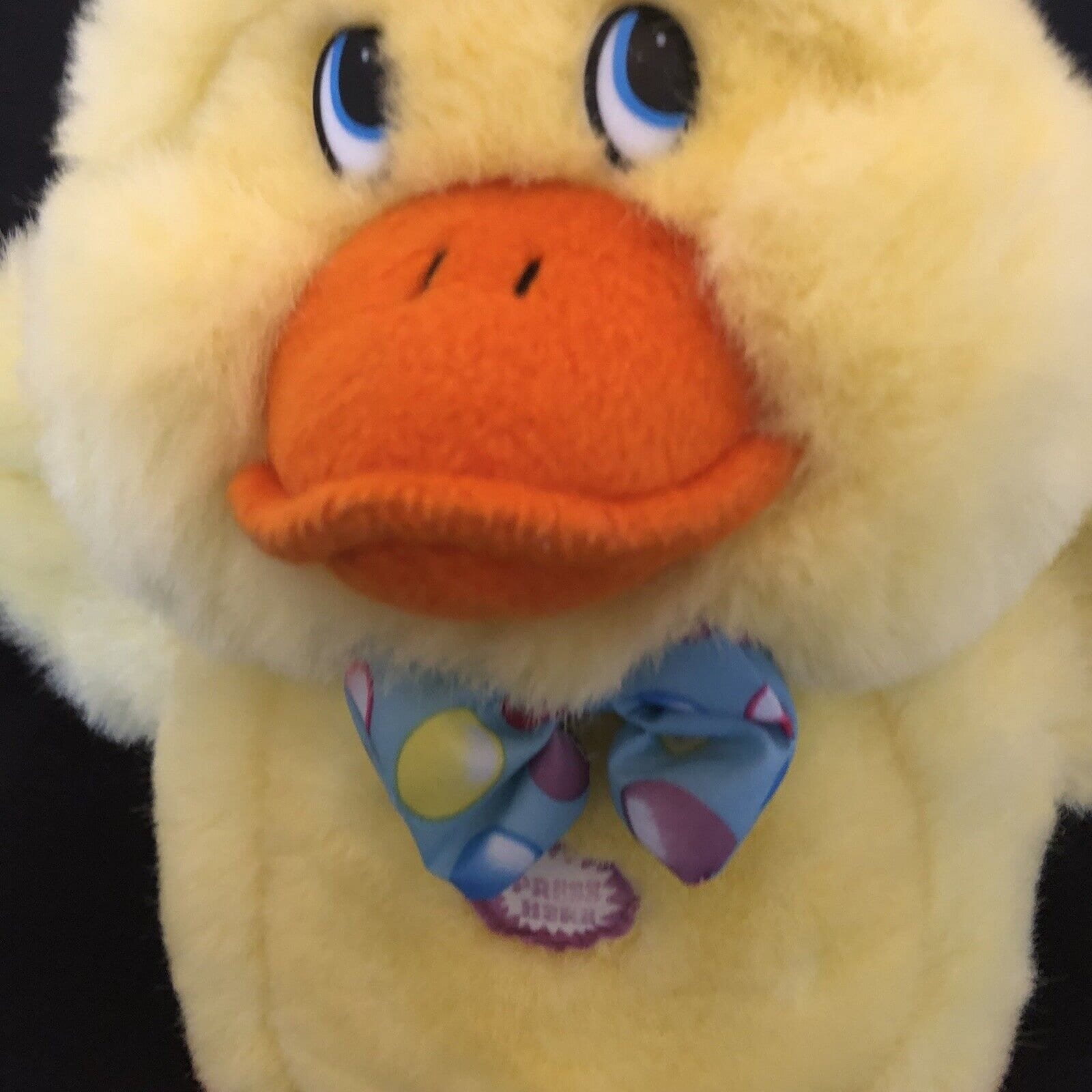 Easter Animated Duck Dan Dee Tickle Tickle Wiggle Wiggle Yellow Chick ...