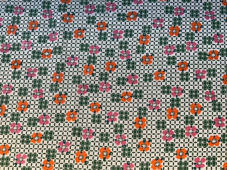 Vintage Fabric Retro Flower Plaid 37”X 17” 50s 60s S-142 - Etsy