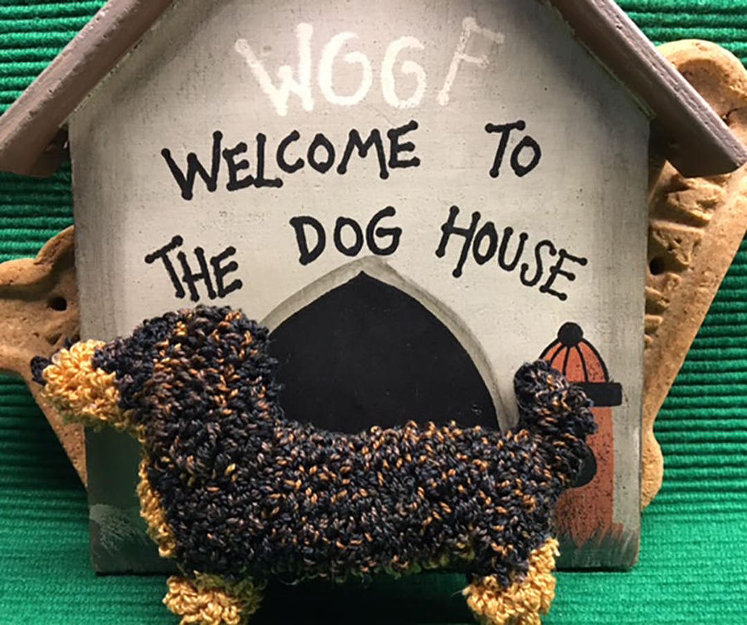 Primitive Punchneedle Pattern Doxie - Etsy