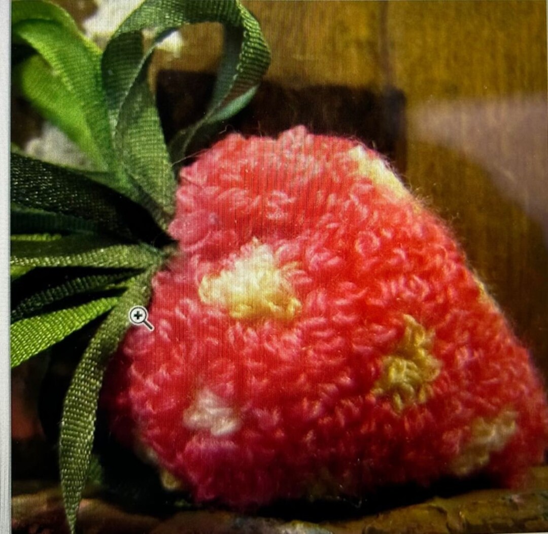 Very Berry Strawberry Punchneedle Pattern - Etsy