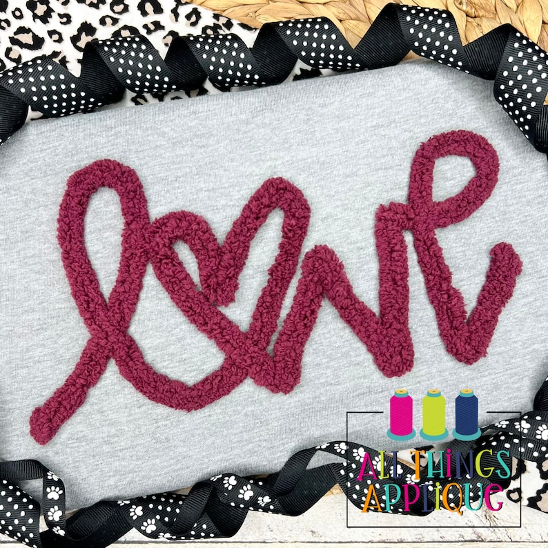 Valentine Hand Lettered love With Heart O - Etsy