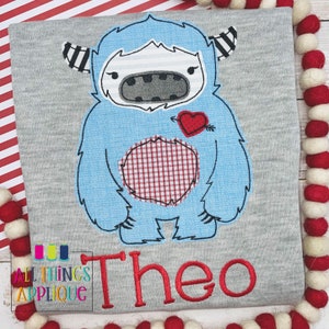 Valentine Applqiue - Yeti With Heart Bean Stitch Applique Design (#1531 ...