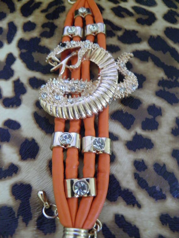 Bracelet, Funky Kitchy Rhinestone Snake Bangle, - Gem