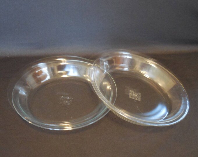 Pyrex Large 210 Pie Plates, 10 Across, Set of Two - Etsy
