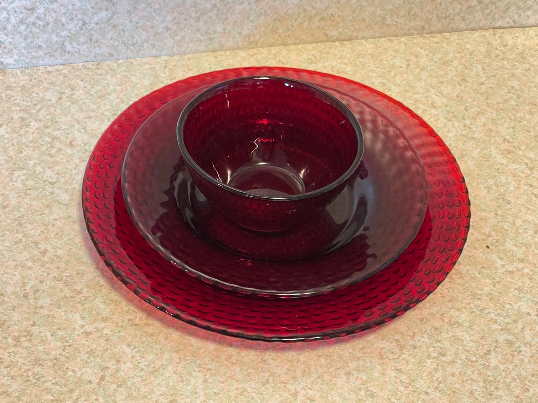 Red Hobnail Textured Glass Dinnerware, 3 Piece Set - Etsy