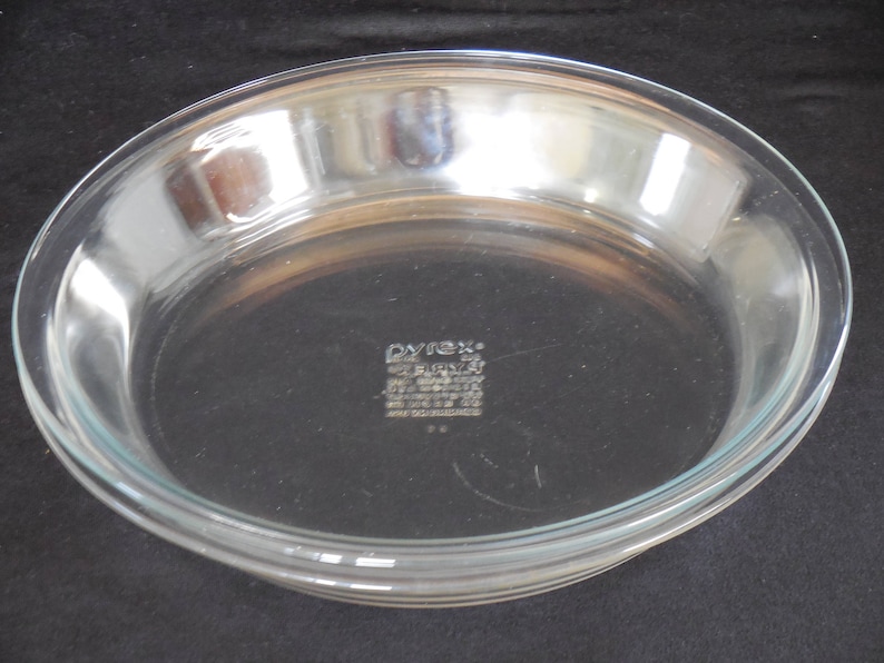 Pyrex Large 210 Pie Plates 10 Across Set of Two - Etsy