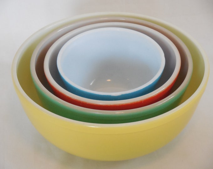 Pyrex Primary Colors Vintage Mixing Bowls - Etsy