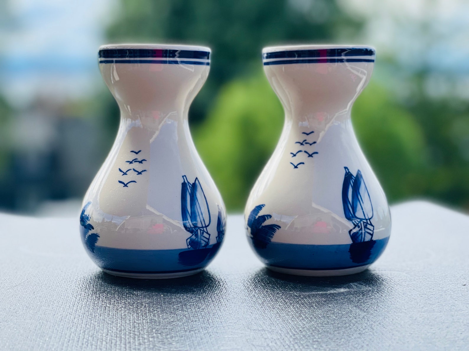 Ceramic Dutch Tulip Bulb Planters Pair - Etsy