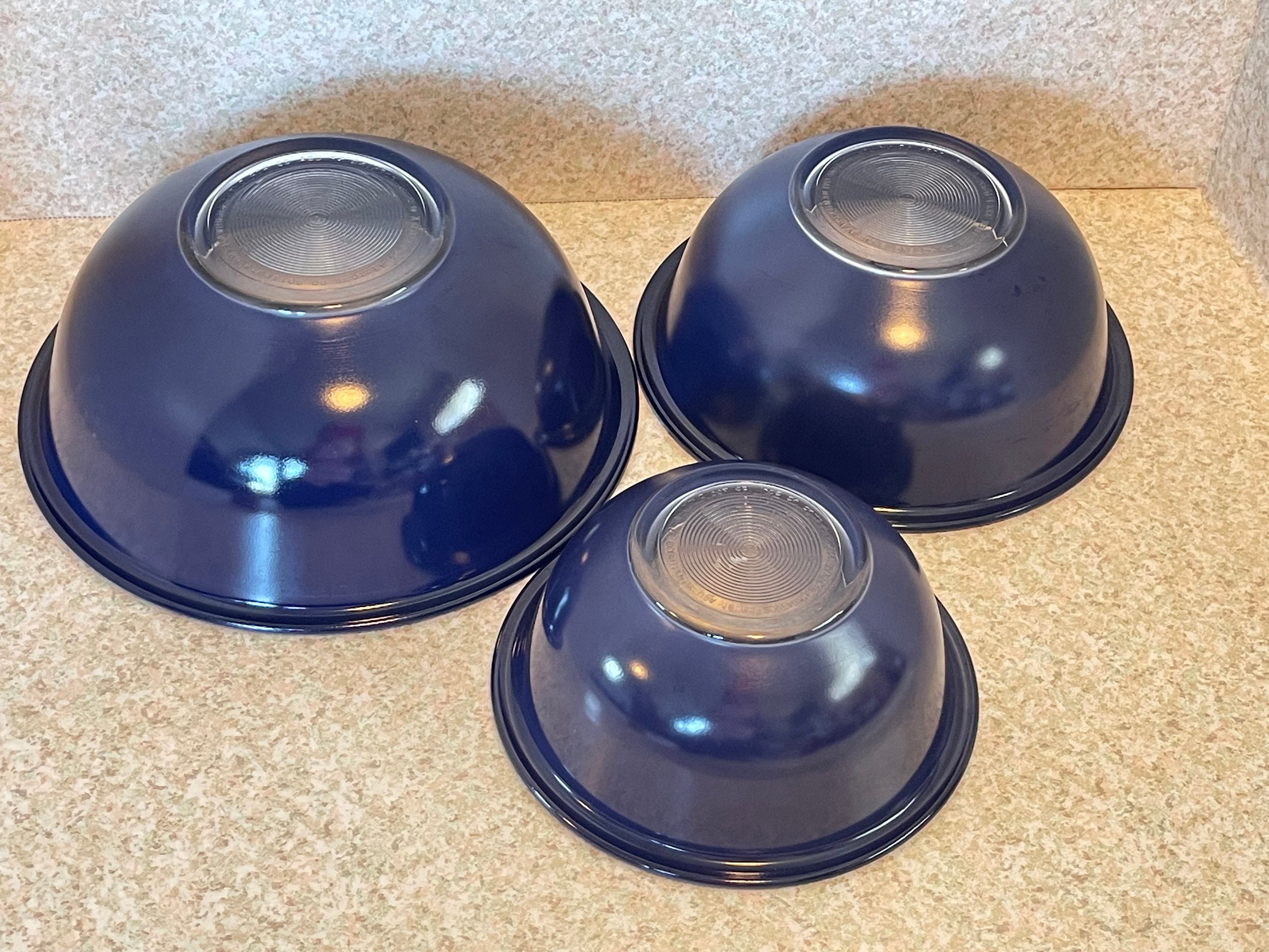 Blue Pyrex Nesting Bowls, Clear Bottom - Etsy