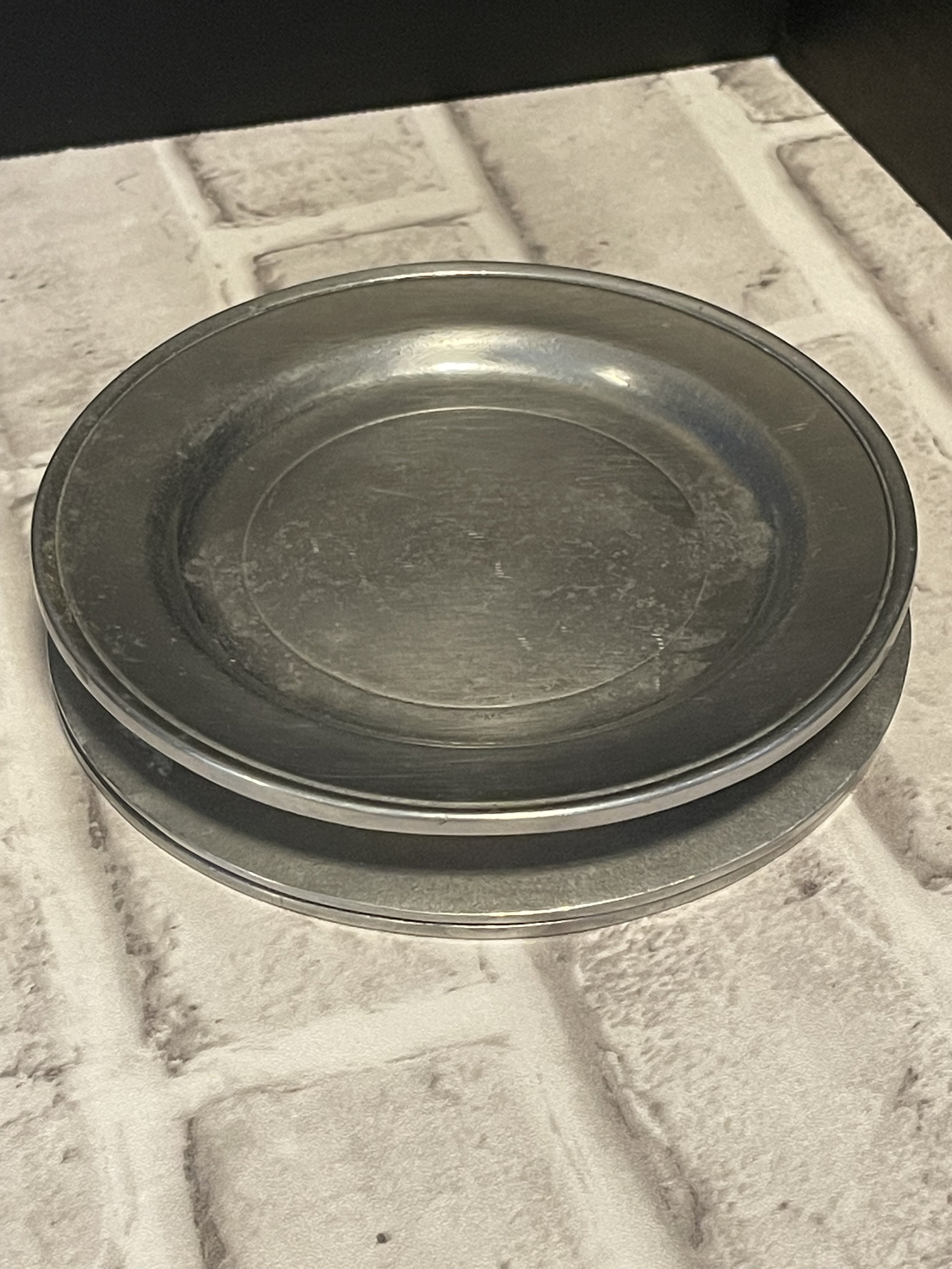 Wilton Armetale Plough Tavern Dinnerware Pieces - Etsy