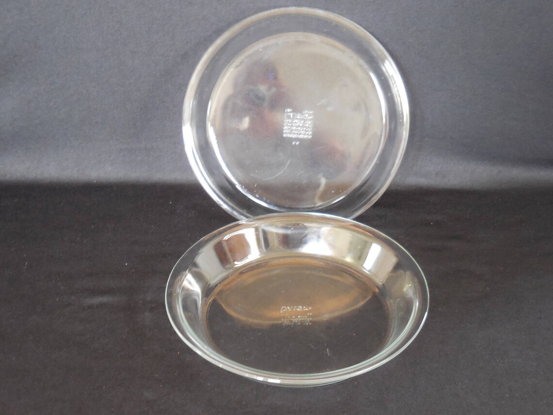 Pyrex Large 210 Pie Plates 10 Across Set of Two - Etsy