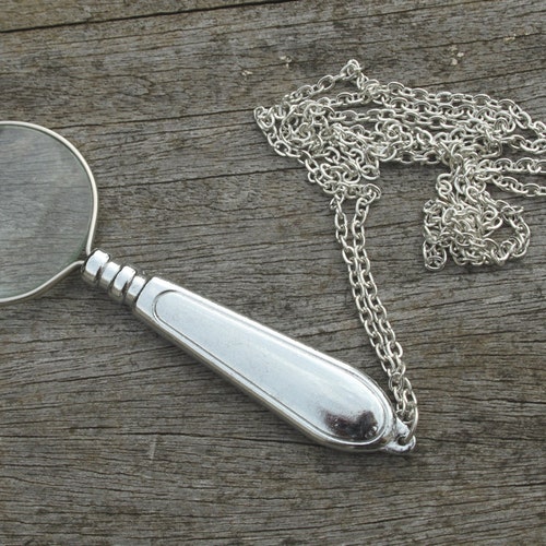 Magnifying Lens on Chain Antique Style - Etsy