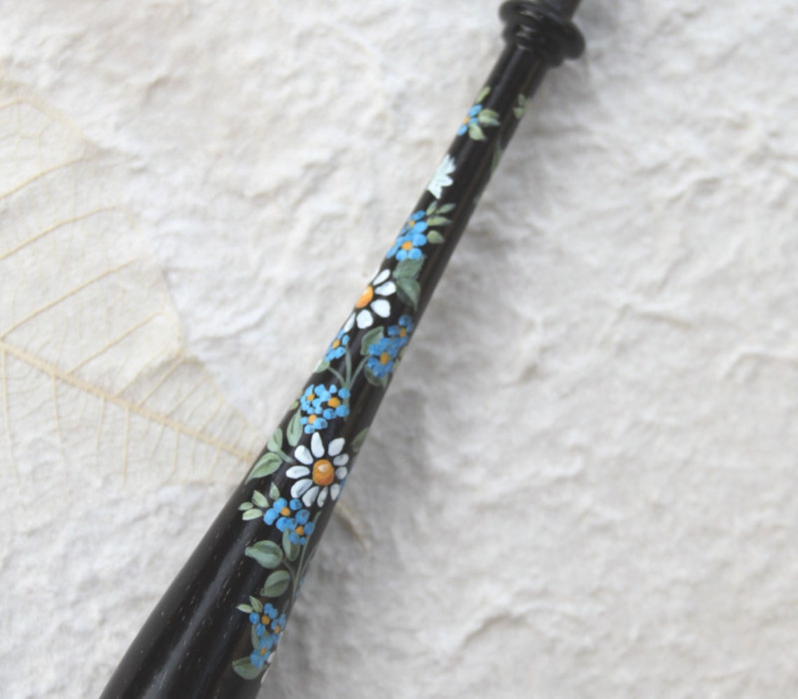 Painted Bayeux Lace Bobbin - Daisies and Forget-me-nots on Ebony - Etsy