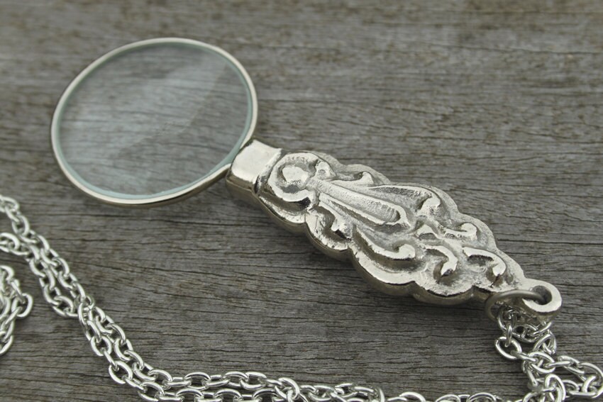Magnifying Lens on Chain Antique Style - Etsy UK