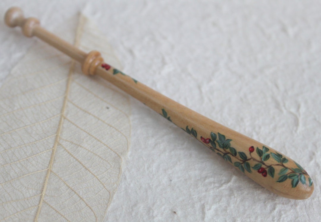 Painted Bayeux Lace Bobbin - Spiral Berries and Leaves - Etsy UK