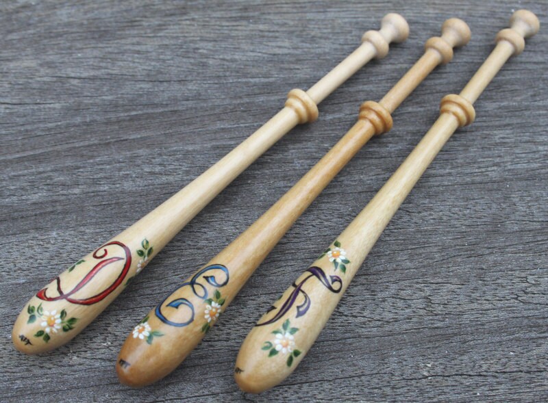 Bayeux Lace Bobbin With Painted Monogram - Etsy UK