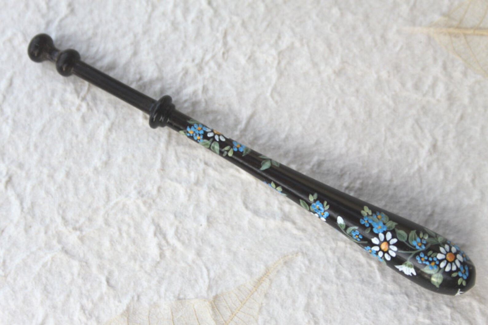 Painted Bayeux Lace Bobbin - Daisies and Forget-me-nots on Ebony - Etsy