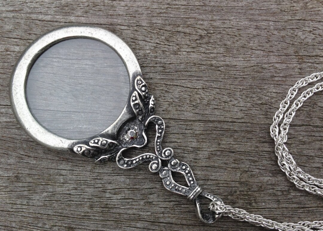 Magnifying Lens on Chain Victorian Style - Etsy