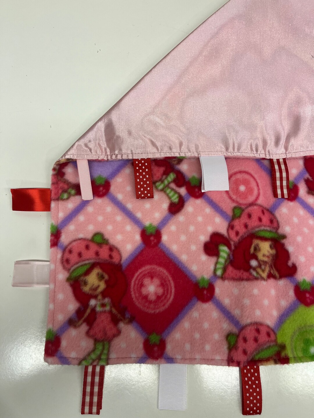 Strawberry Shortcake Ribbon Tag Blanket. Pink and Lace. - Etsy