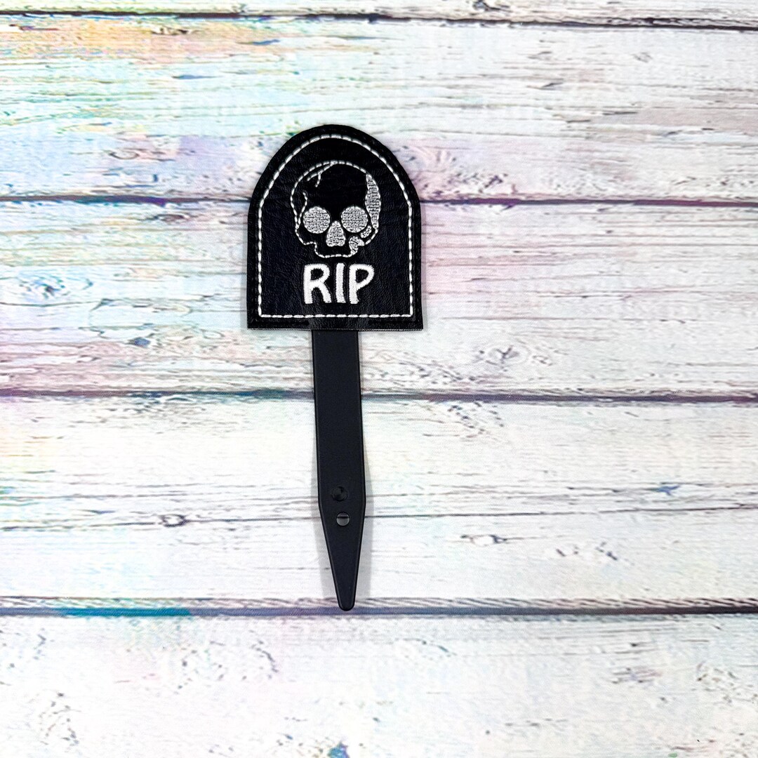 RIP Skull Tombstone Plant Marker, Plant Stakes, Funny Sayings Indoor ...