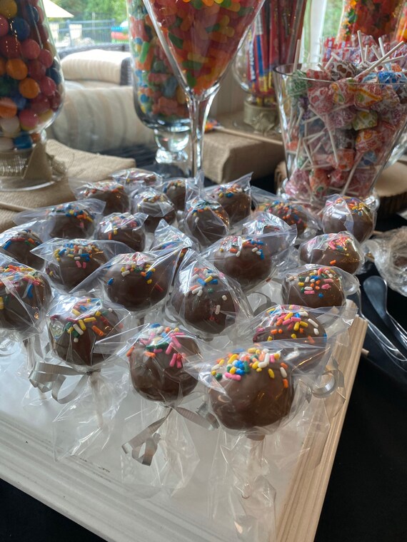 24 Cake pops made to order | Etsy