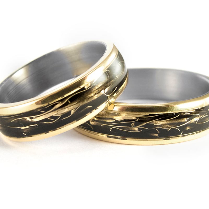 Black and Gold Ring - Etsy