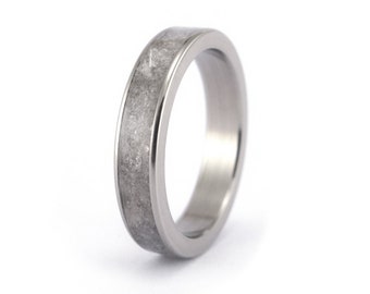 Titanium Wedding Ring Set With Mica Mineral. Flat Polished | Etsy