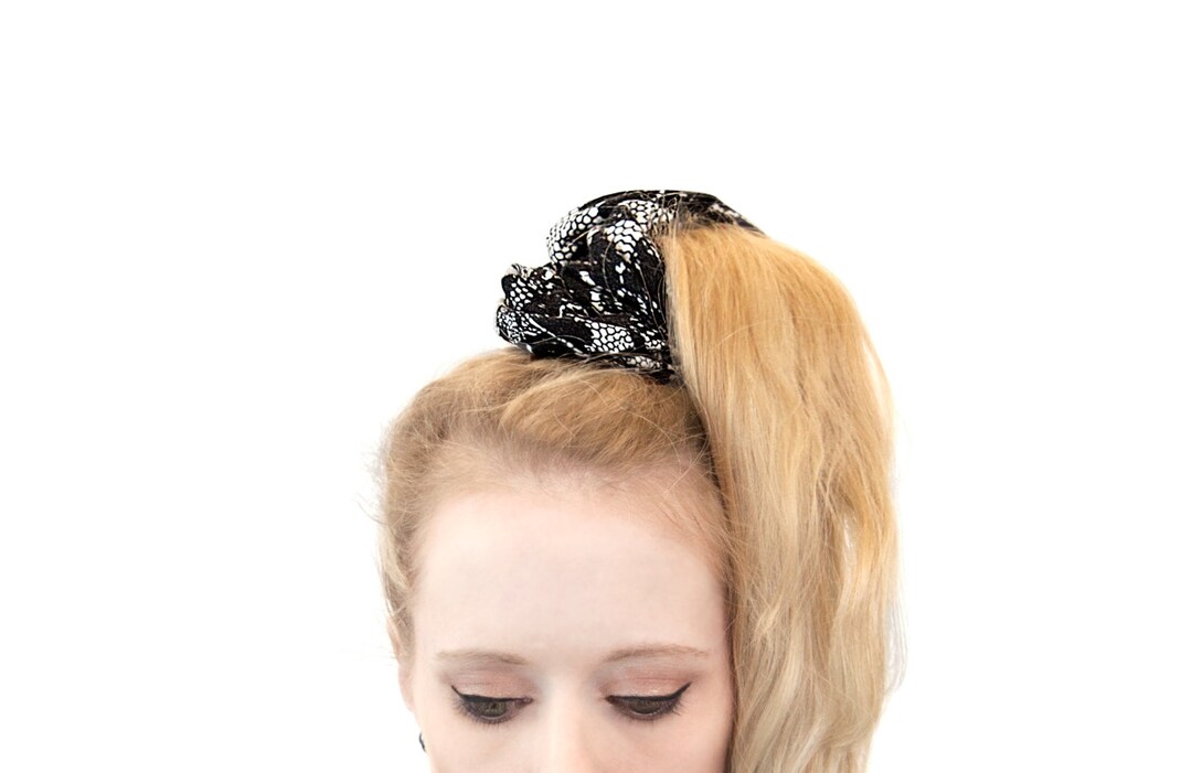 Lace Scrunchie, Ponytail Holder, Hair Scrunchies Pony Tail Ponytail ...